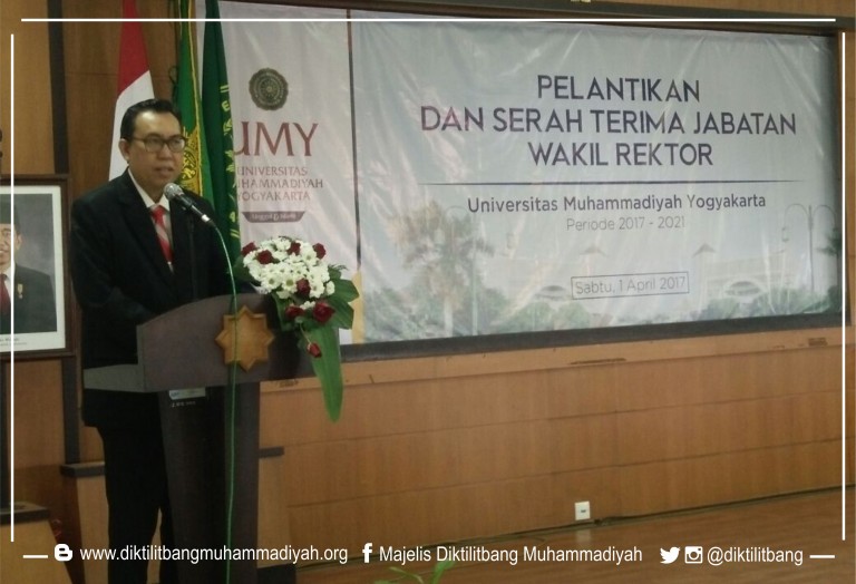 Rektor UMY Gunawan Budiyanto Melantik Lima Wakil Rektor UM Yogyakarta