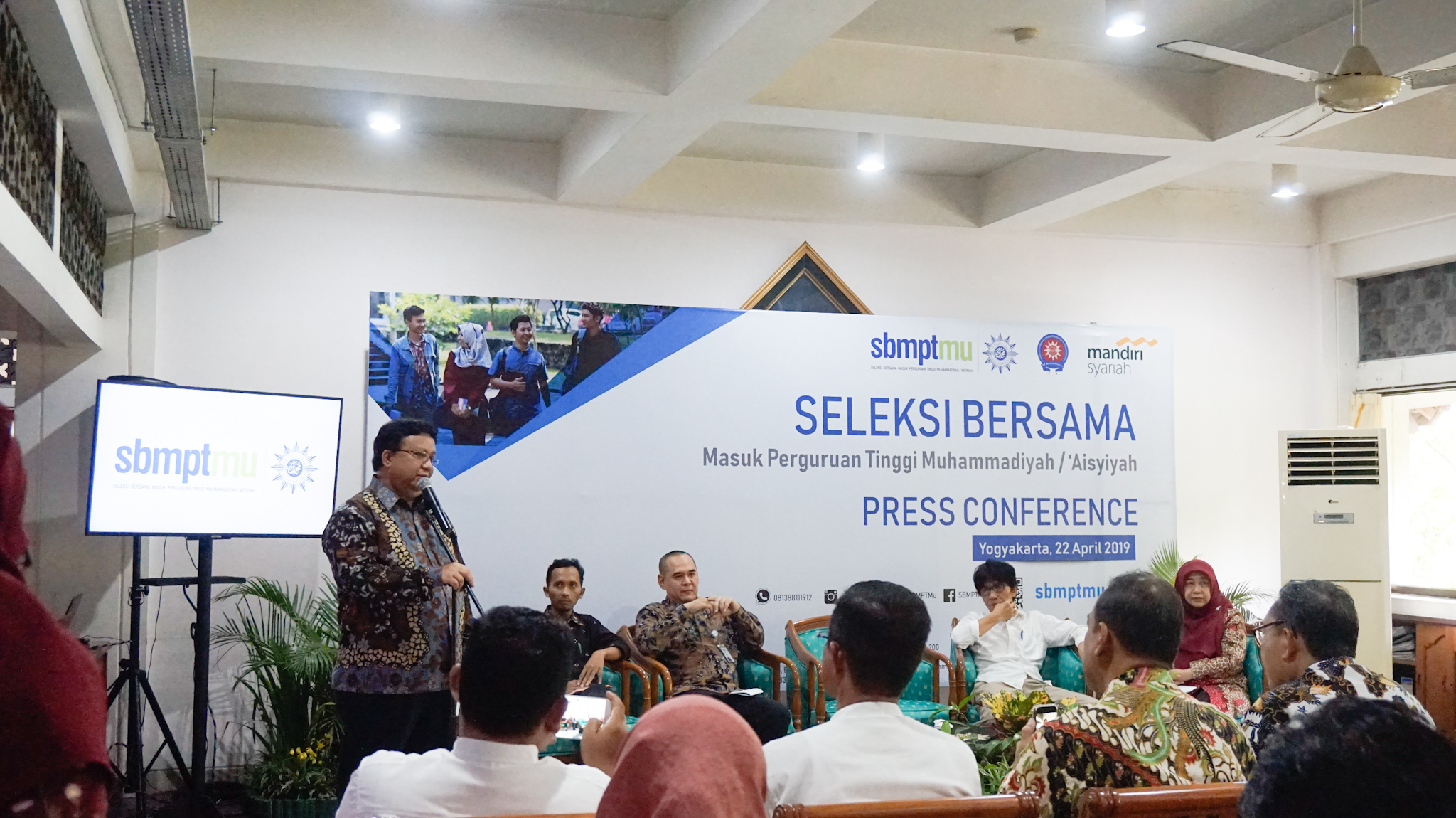 Umy Masuk Universitas Terbaik Asia