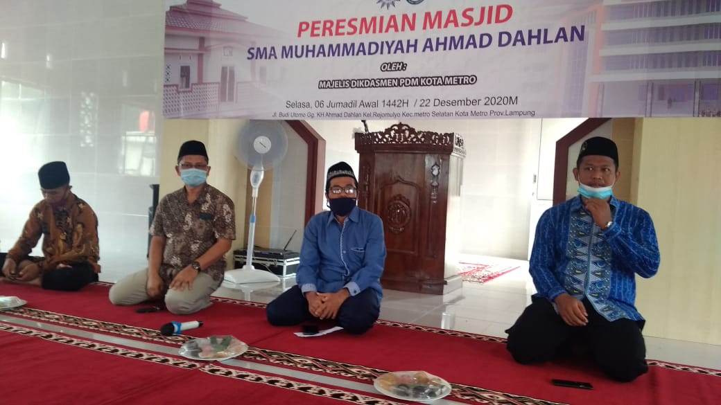 Warek IV UM Metro Resmikan Masjid SMA MU Ahmad Dahlan Metro